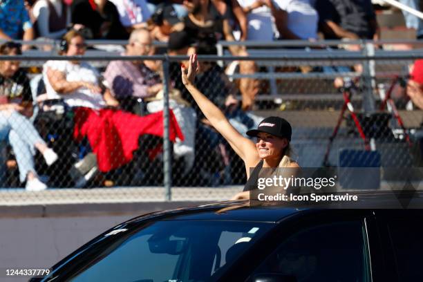 Leah Pruett Photos And Premium High Res Pictures Getty Images