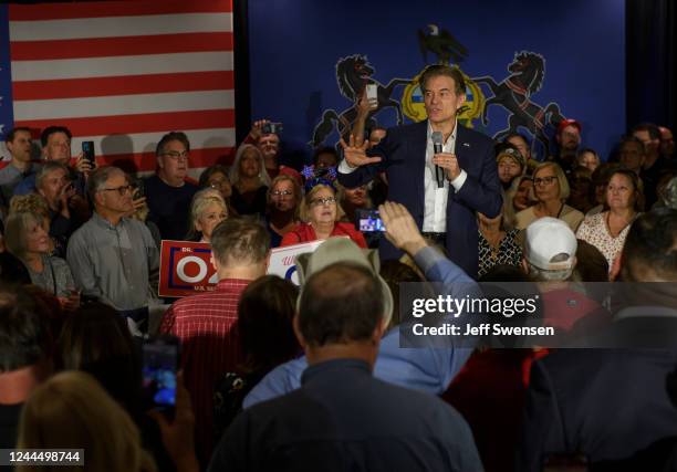 Us Senate Campaign Photos And Premium High Res Pictures Getty Images