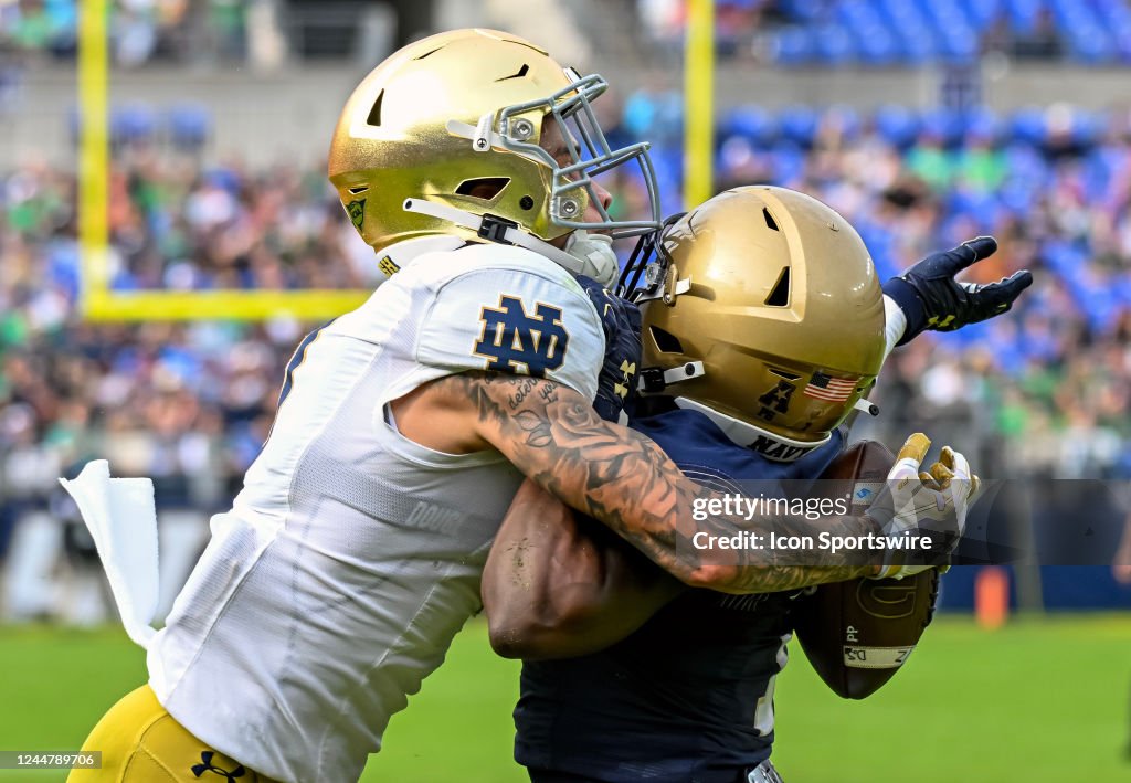 Notre Dame Fighting Irish wide receiver Braden Lenzy makes a... News ... Notre Dame Fighting Irish wide receiver Braden Lenzy makes a... News ...