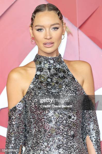 Roxy Horner Arrives At The Fashion Awards 2022 At Royal Albert Hall News Photo Getty Images