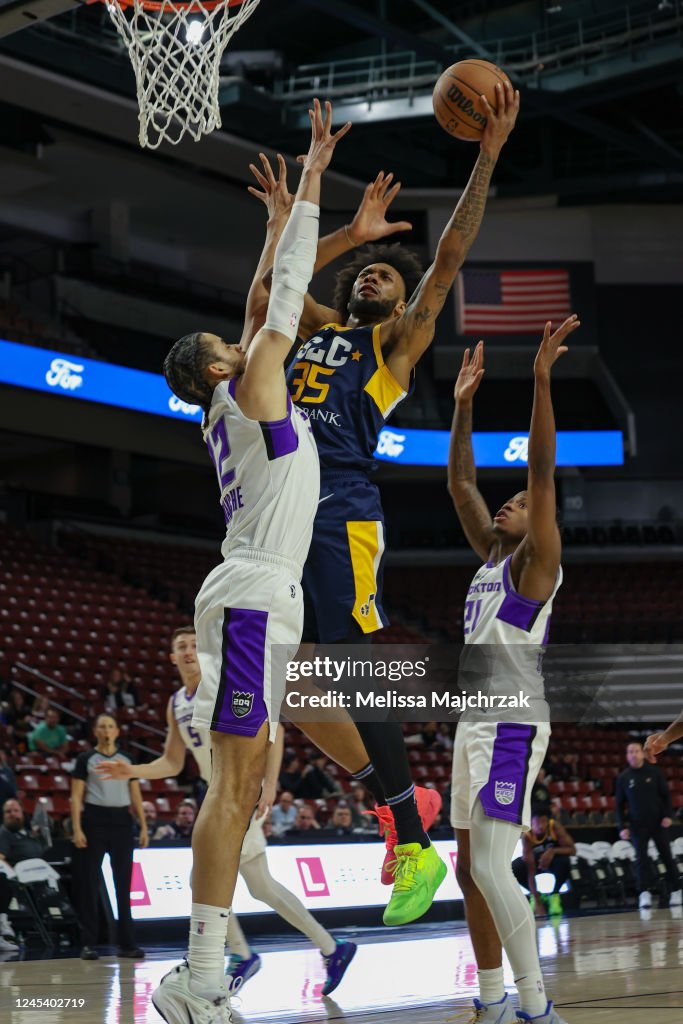 Paris Bass Of The Salt Lake City Stars Goes Up For The Shot Against