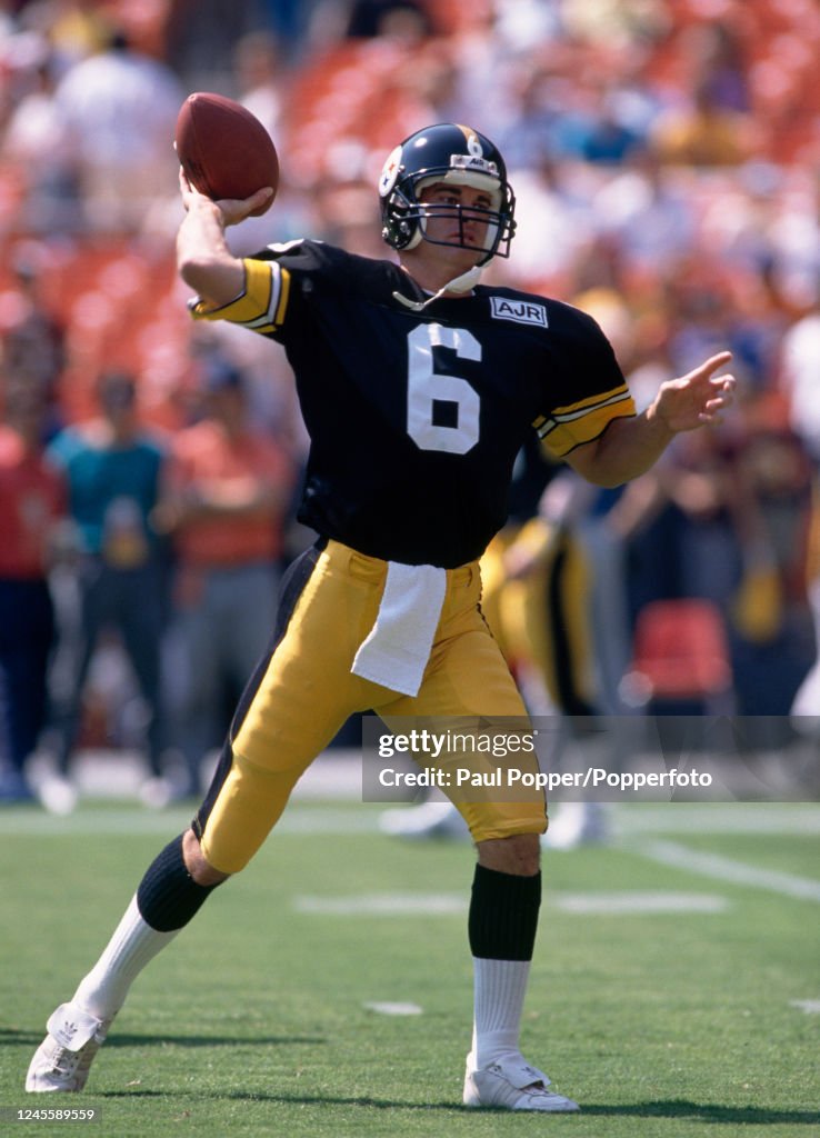 Pittsburgh Steelers Quarterback Bubby Brister Circa 1988 News Photo
