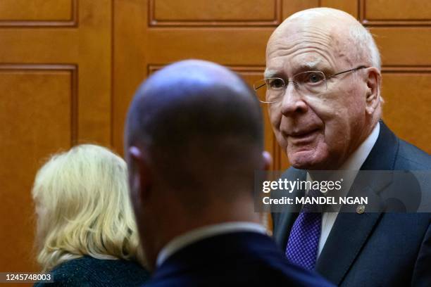 Vermont Sen Photos And Premium High Res Pictures Getty Images