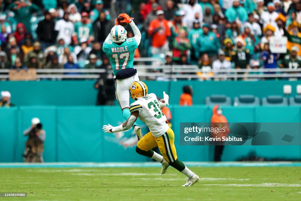 Jaylen Waddle Of The Miami Dolphins Catches A Pass Over Adrian Amos News Photo Getty Images