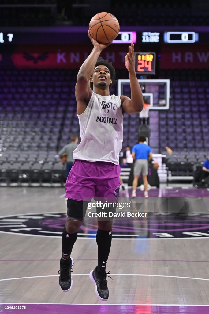 Scoot Henderson of the G League Ignite warms up before the game... News ... Scoot Henderson of the G League Ignite warms up before the game... News ...