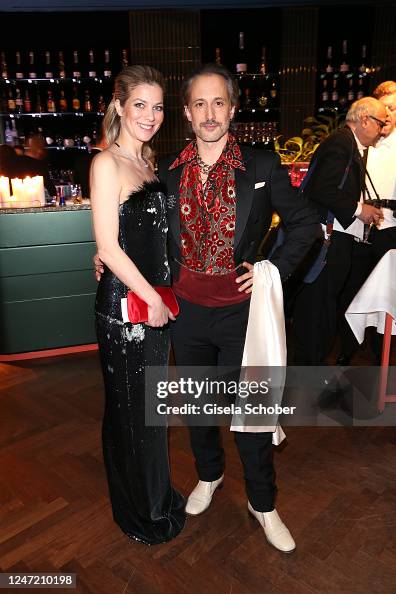 Hilde Dalik and Michael Ostrowski prior the Vienna Opera Ball on ... Hilde Dalik and Michael Ostrowski prior the Vienna Opera Ball on ...