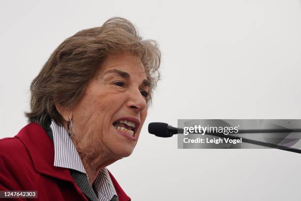 Jan Schakowsky Photos Photos and Premium High Res Pictures - Getty Images Jan Schakowsky Photos Photos and Premium High Res Pictures - Getty Images