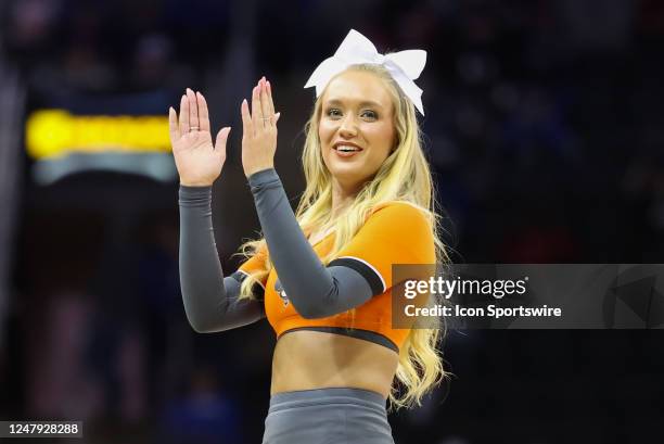 Oklahoma Sooners Cheerleader Photos And Premium High Res Pictures