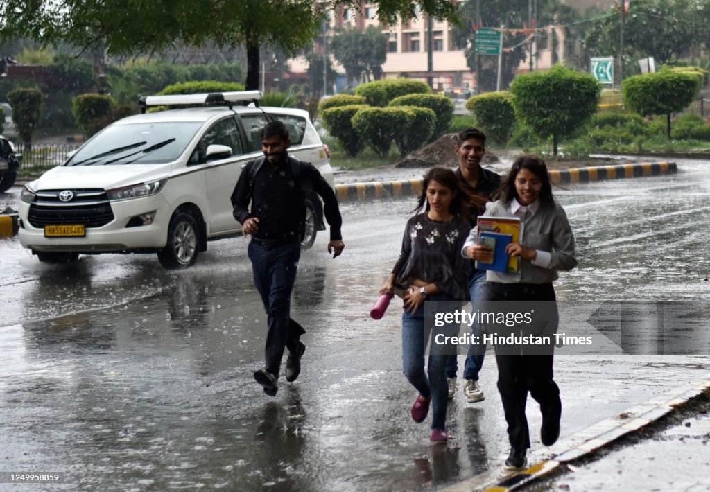 People Stuck During Heavy Rainfall On March 30 2023 In New Delhi