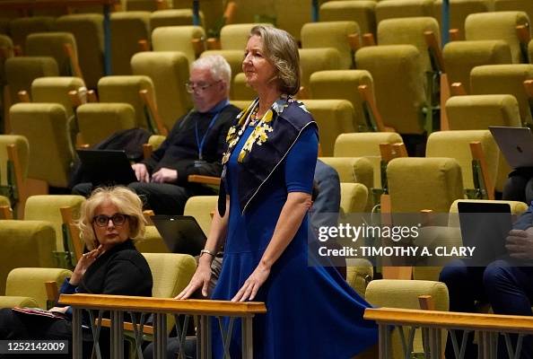 Elizabeth Whelan The Sister Of Paul Whelan Is Introduced As Russian