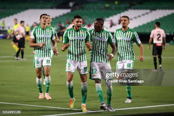 Marc Bartra Real Betis Photos and Premium High Res Pictures - Getty Images Marc Bartra Real Betis Photos and Premium High Res Pictures - Getty Images
