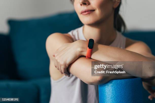 Skinny Blonde Close Up Photos And Premium High Res Pictures Getty Images