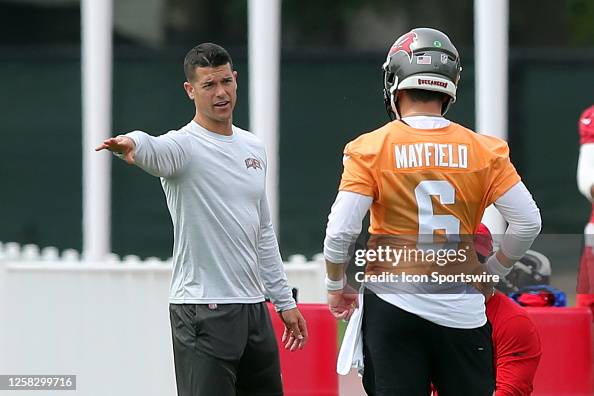 Tampa Bay Buccaneers Offensive Coordinator Dave Canales Talks With News Photo Getty Images