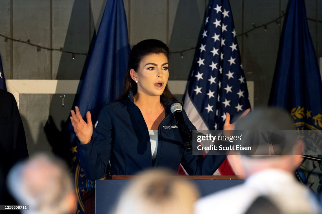 Florida First Lady Casey DeSantis speaks alongside her husband... News ... Florida First Lady Casey DeSantis speaks alongside her husband... News ...