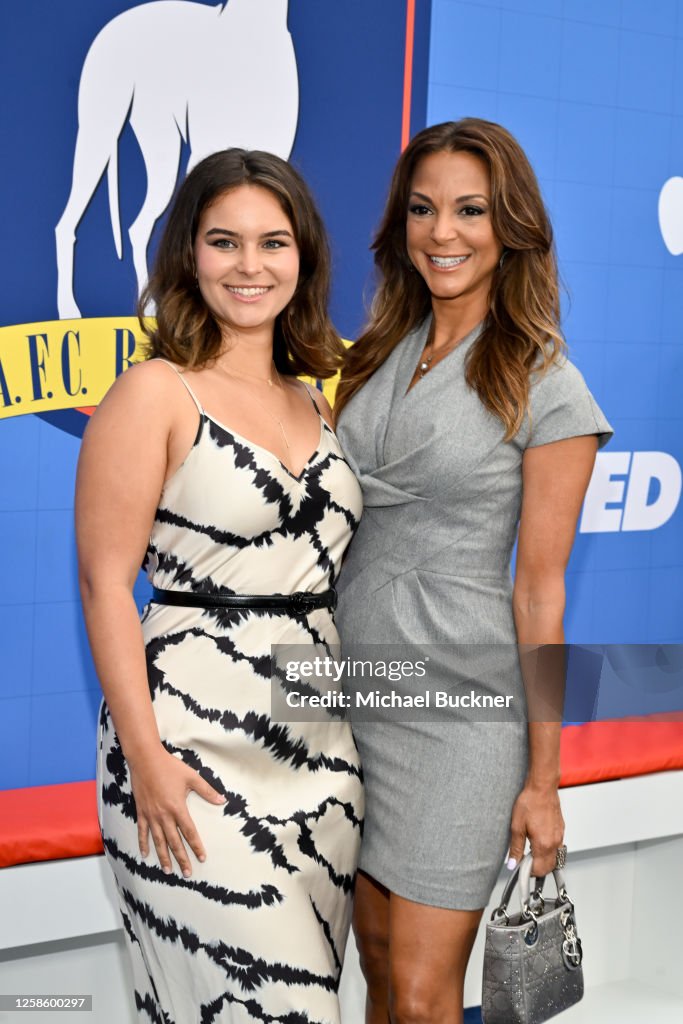 Kaya Mckenna Callahan And Eva Larue At The Fyc Event For Season 3 Of News Photo Getty Images