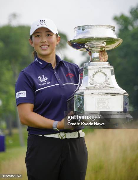 Yin Ruoning Photos And Premium High Res Pictures Getty Images