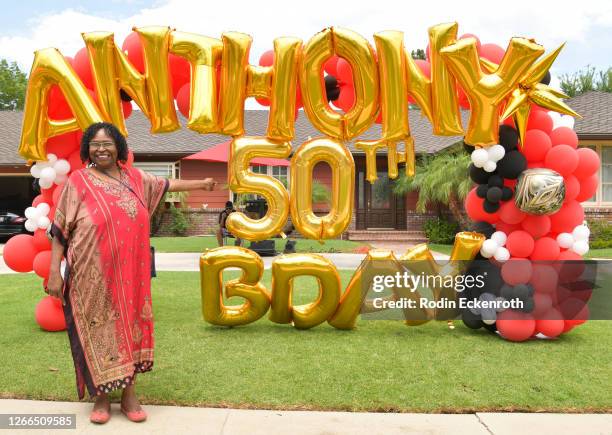 Socially Distant Birthday Photos And Premium High Res Pictures Getty
