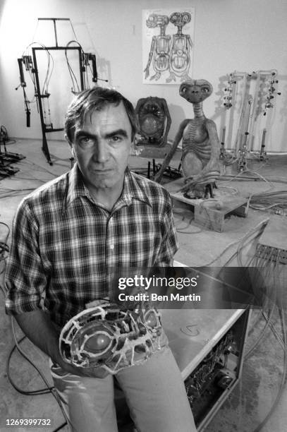 56 Et The Extra Terrestrial 1982 Movie Stock Photos, High-Res Pictures ... 56 Et The Extra Terrestrial 1982 Movie Stock Photos, High-Res Pictures ...