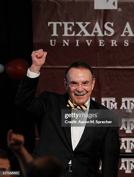 R Bowen Loftin Photos and Premium High Res Pictures - Getty Images R Bowen Loftin Photos and Premium High Res Pictures - Getty Images