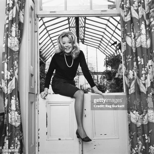 1091 Hayley Mills Photos And High Res Pictures Getty Images