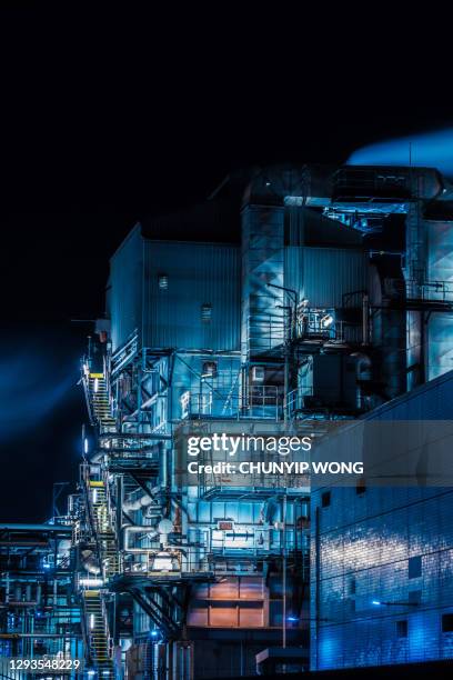 Manufacturing Shift Change Photos and Premium High Res Pictures - Getty ... Manufacturing Shift Change Photos and Premium High Res Pictures - Getty ...