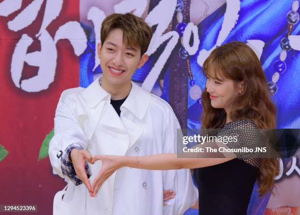 My Sassy Girl Photos And Premium High Res Pictures Getty Images