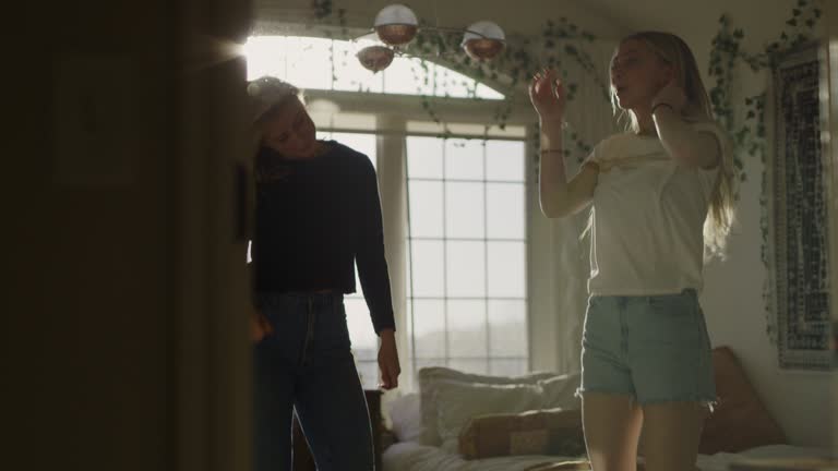 298 Teen Dancing Bedroom Stock Videos Footage And 4k Video Clips Getty Images