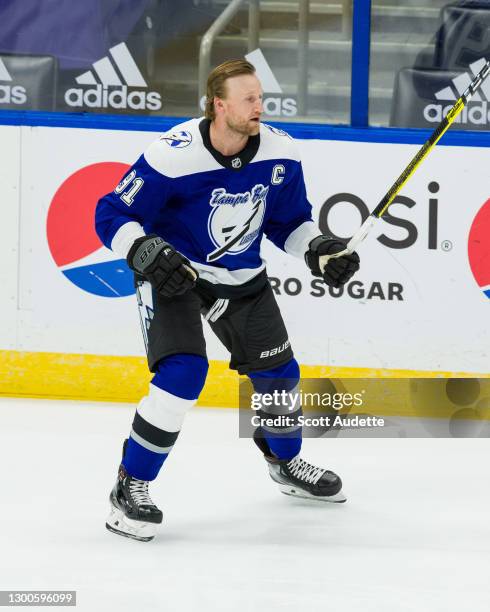 Wings Lightning Photos And Premium High Res Pictures Getty Images