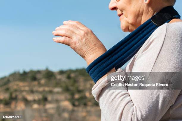Swollen Arm Photos And Premium High Res Pictures Getty Images