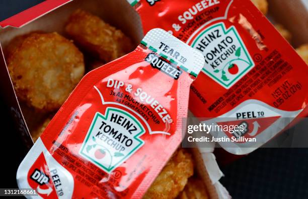 Heinz Ketchup Packets Photos And Premium High Res Pictures Getty Images