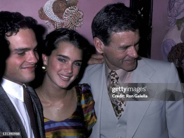 Martin Hewitt Actor Photos And Premium High Res Pictures Getty Images