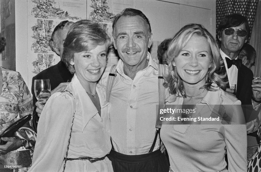 English Actor John Mills With His Daughters Hayley And Juliet Mills