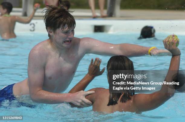 Sophomore Week Photos and Premium High Res Pictures - Getty Images Sophomore Week Photos and Premium High Res Pictures - Getty Images