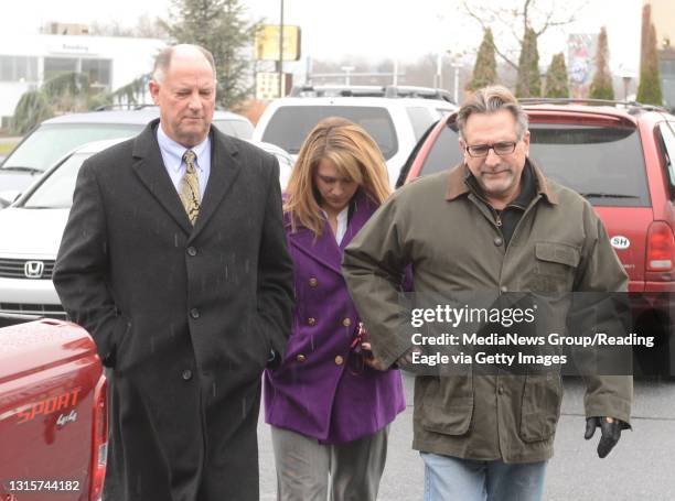 Robert D Mcfadden Photos And Premium High Res Pictures Getty Images