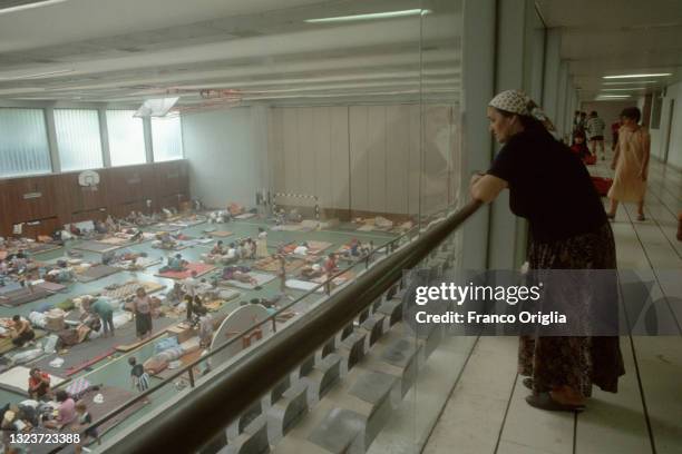 Refugees Former Yugoslavia Photos And Premium High Res Pictures Getty