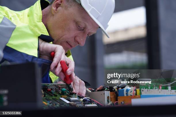 160 Disassembly Line Stock Photos, High-Res Pictures, and Images ... 160 Disassembly Line Stock Photos, High-Res Pictures, and Images ...