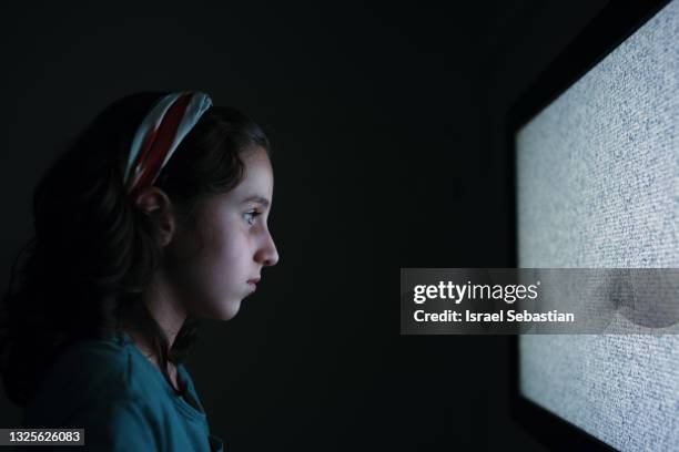 Kids Gross Face Photos And Premium High Res Pictures - Getty Images