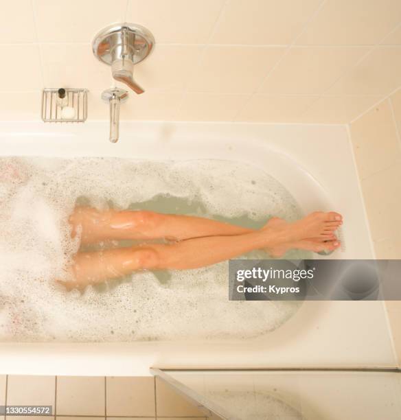 Legs Female Bathtub Photos And Premium High Res Pictures Getty Images