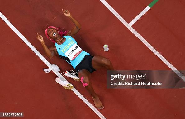 Shaunae Miller Uibo Of Team Bahamas Reacts After Winning The Gold