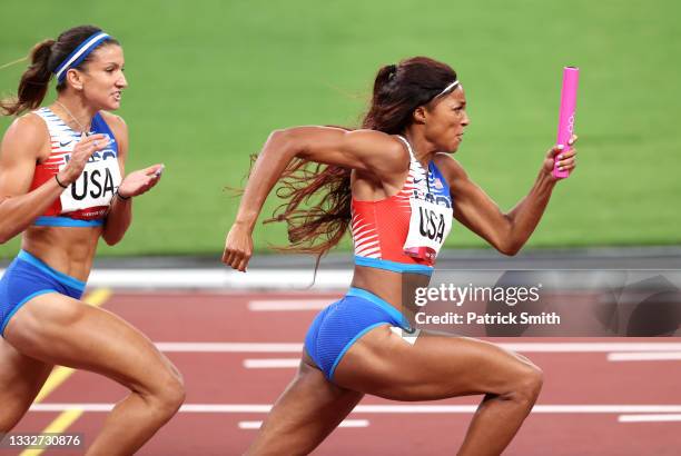 Womens 4x100 Relay Photos And Premium High Res Pictures Getty Images