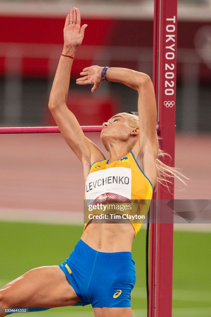 Yuliya Levchenko Of The Ukraine In Action In The High Jump Final For Fotografía De Noticias