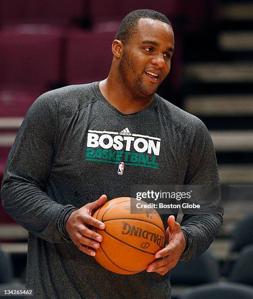 Boston Celtics Player Glen Davis Photos and Premium High Res Pictures ... Boston Celtics Player Glen Davis Photos and Premium High Res Pictures ...
