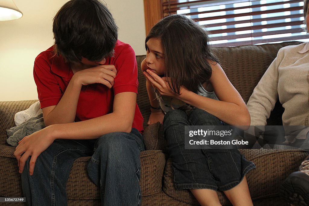 Identical 14 Year Old Twins Nicole And Jonas Maines Started Out News Photo Getty Images