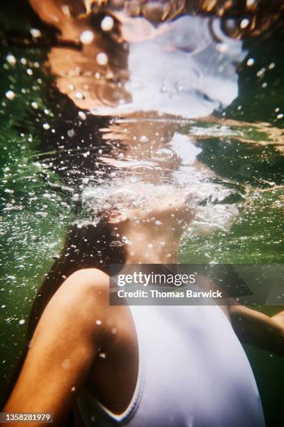 See Thru Bathing Suits For Women Fotografias E Filmes Do Acervo Getty Images