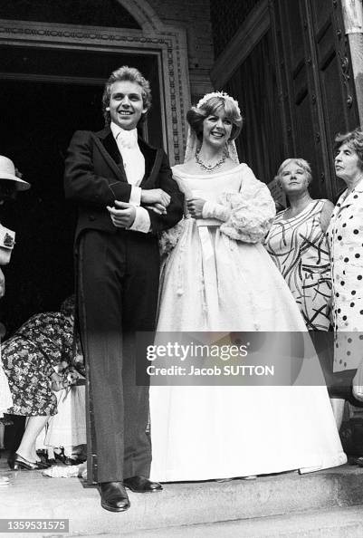 Mariage de Patrick Ryecart et Marsha Fitzalan, fille du Duc de... News ... Mariage de Patrick Ryecart et Marsha Fitzalan, fille du Duc de... News ...