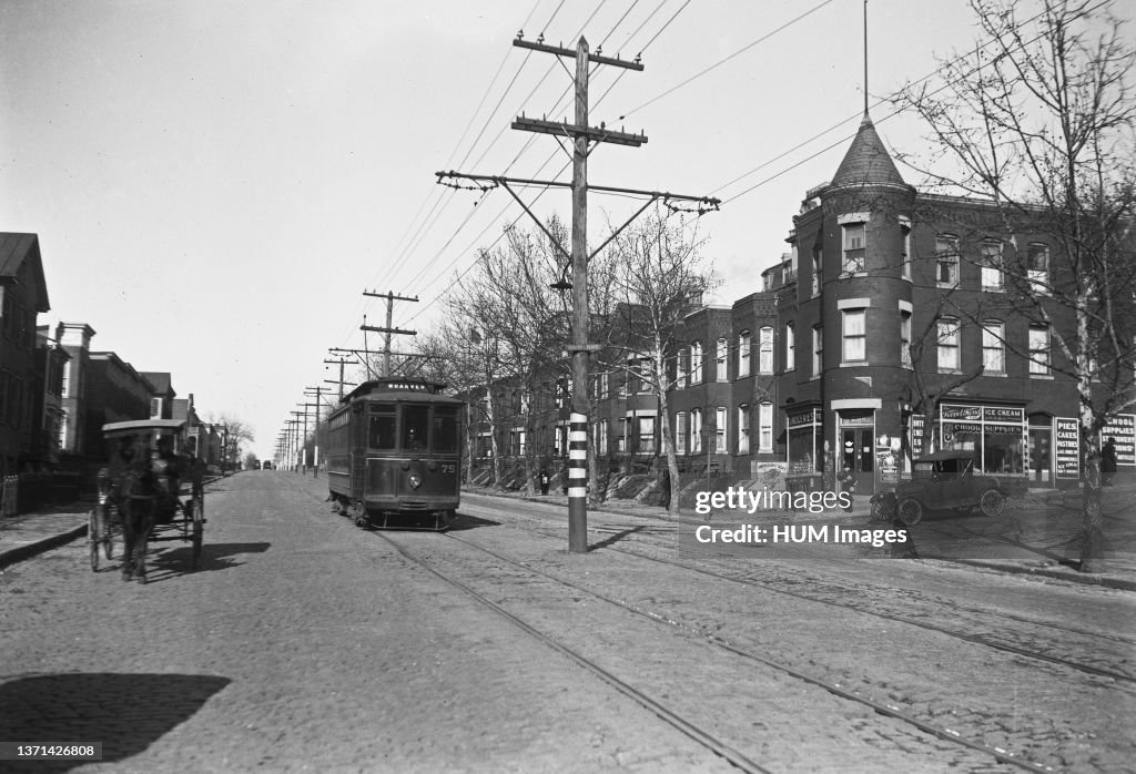 Street scene, Washington, D.C. ca. 1921-1923. News Photo - Getty Images Street scene, Washington, D.C. ca. 1921-1923. News Photo - Getty Images