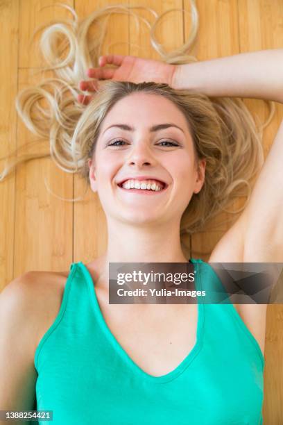 Laying Face Down Background Stock Fotos Und Bilder Getty Images