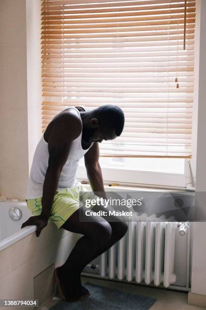 Desperate Toilet Photos And Premium High Res Pictures Getty Images