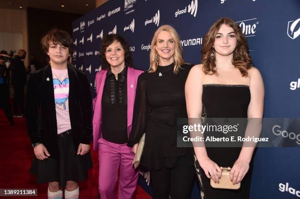 Kristen Henderson Photos And Premium High Res Pictures Getty Images
