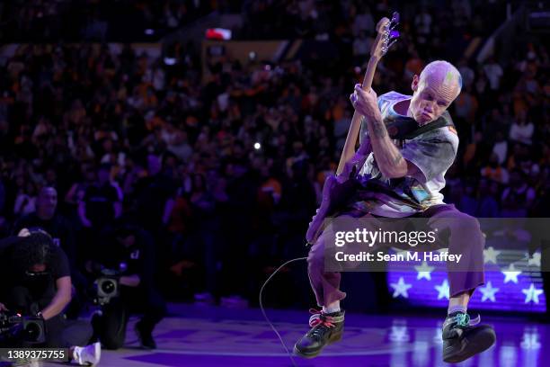 Flea Red Hot Chili Peppers Photos And Premium High Res Pictures Getty Images